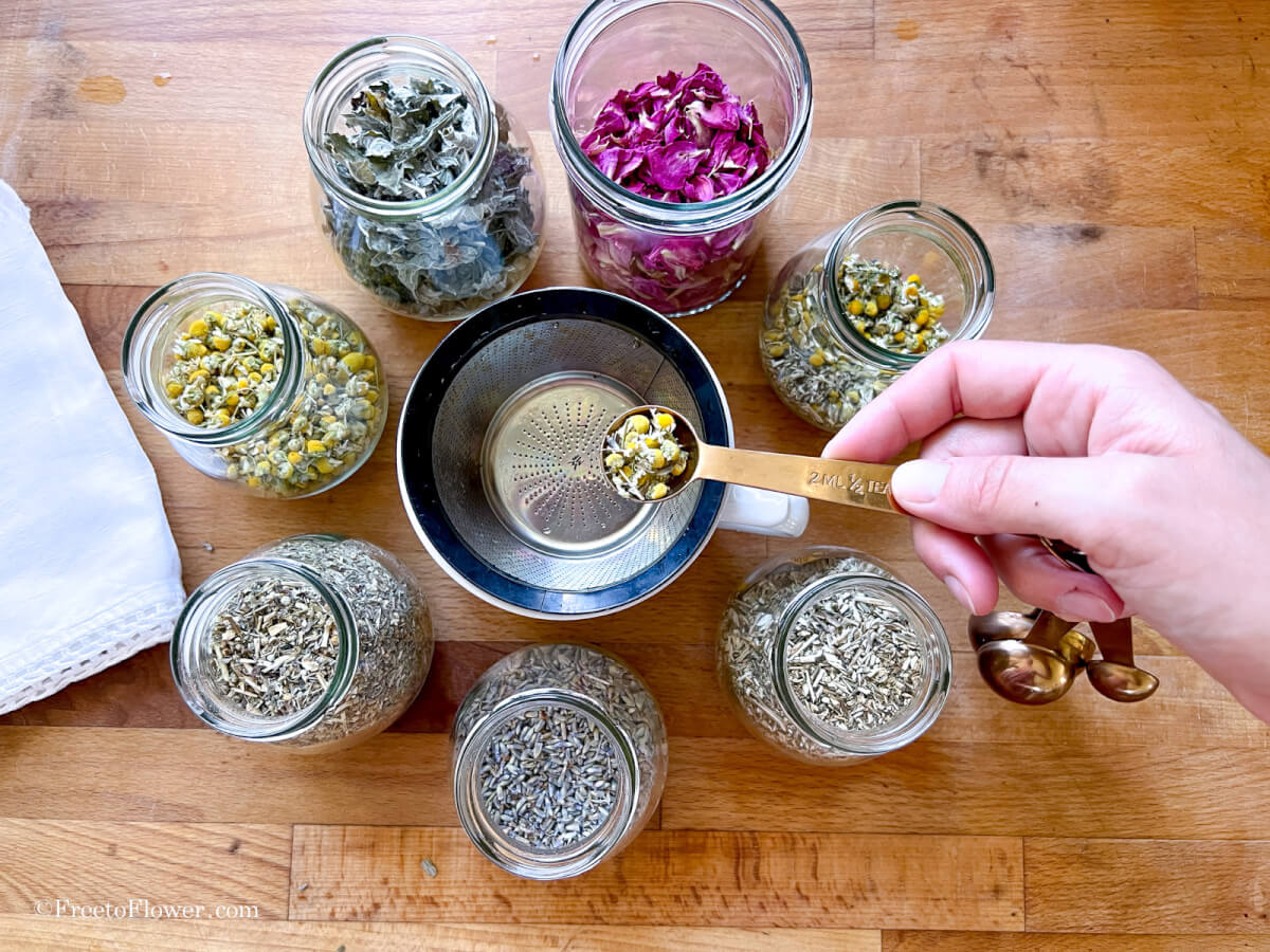 How to Brew Herbal Tea - Make the Perfect Cup