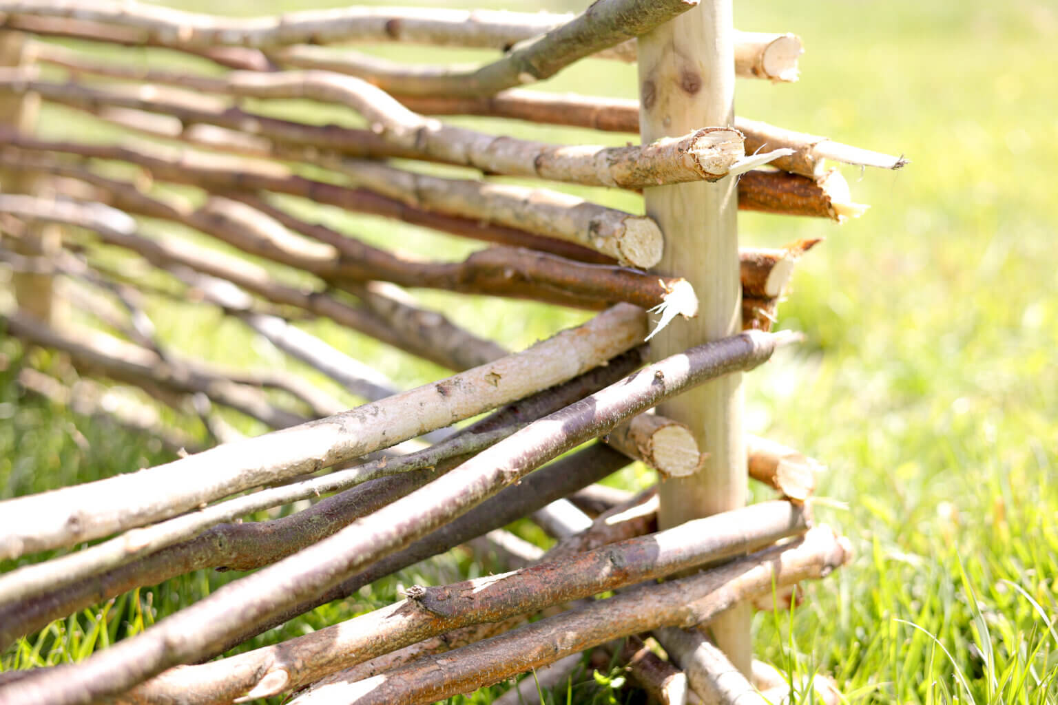 How to Make a Wattle Fence with Natural Branches - Free to Flower