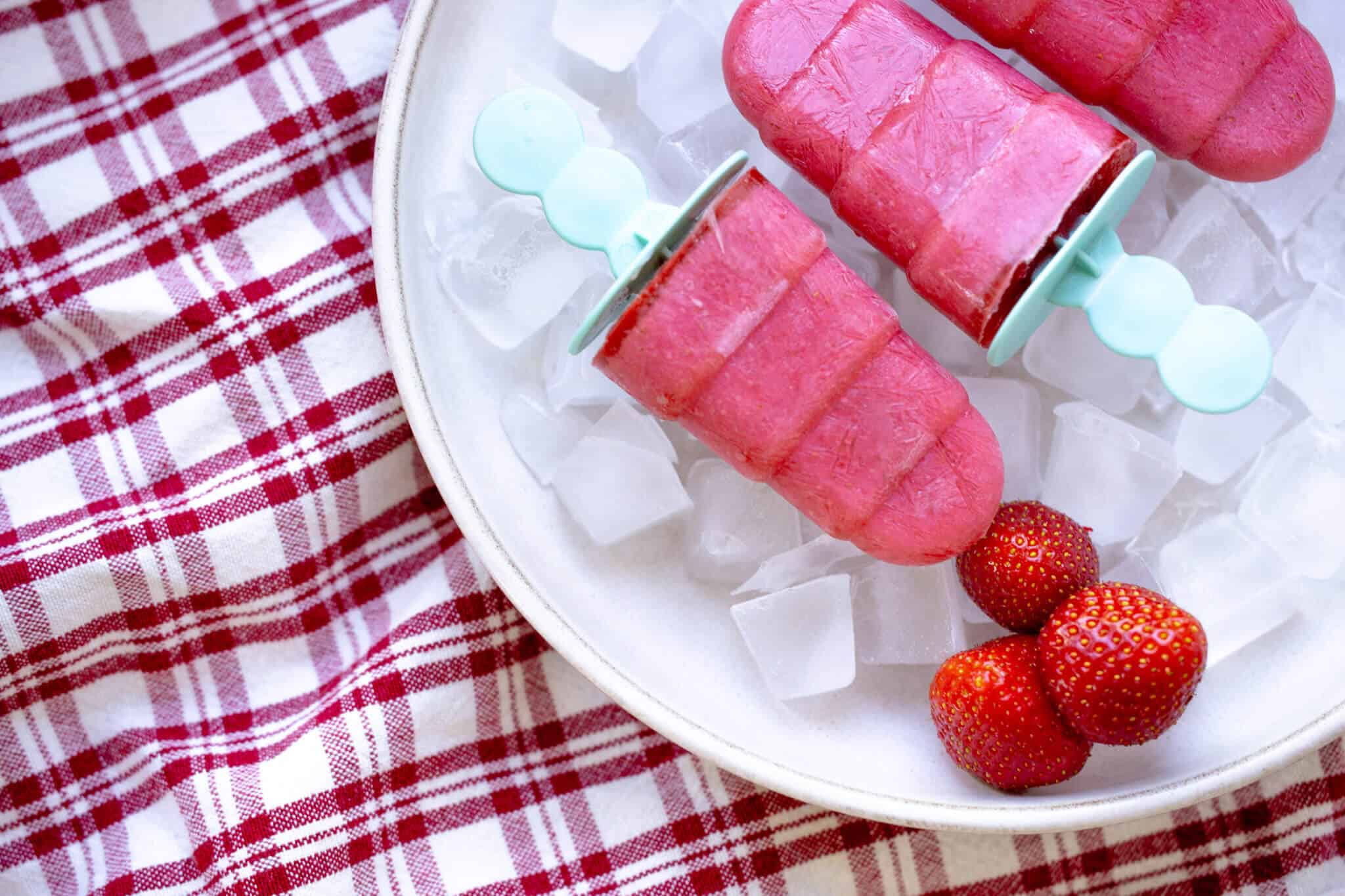 Homemade Strawberry Popsicles Recipe-With Plain Greek Yogurt - Free to ...